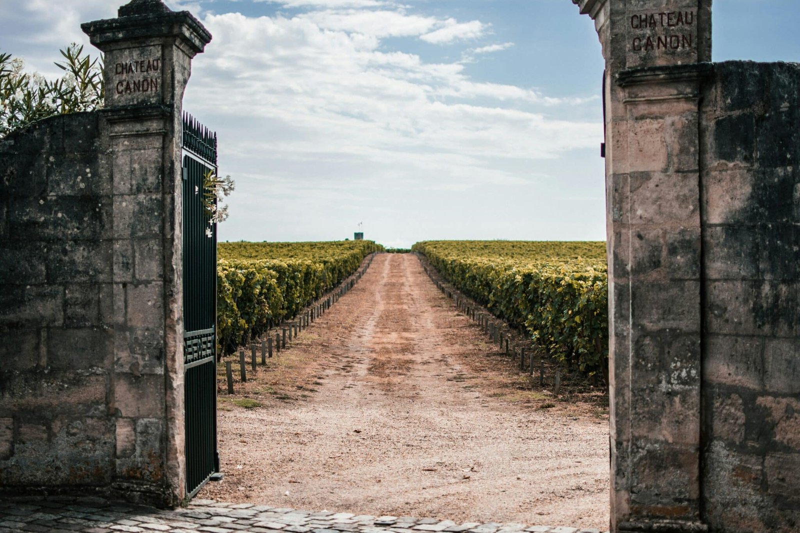Top 10 Luxury Travel Destinations Worldwide | Pure Travel